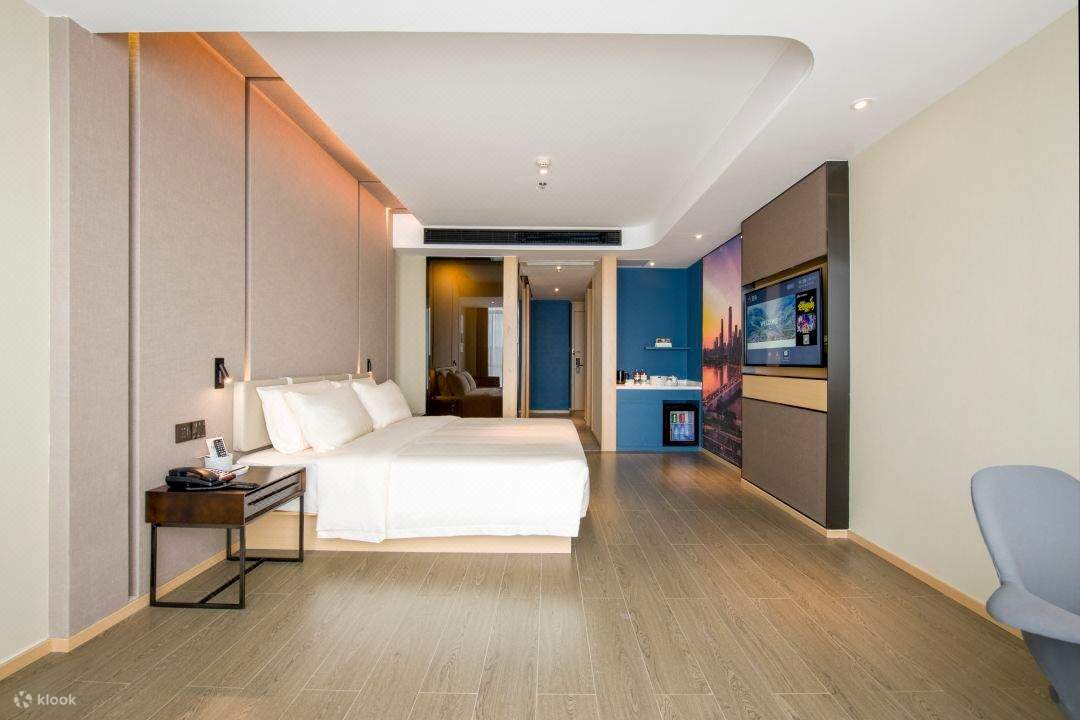 [Near Guangzhou Sunac Mao] Atour Hotel Guangzhou Huadu Financial Center ...